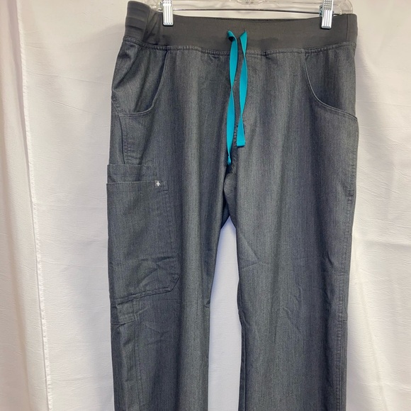 Figs | Pants & Jumpsuits | Figs Cade Cargo Scrub Pants Graphite | Poshmark